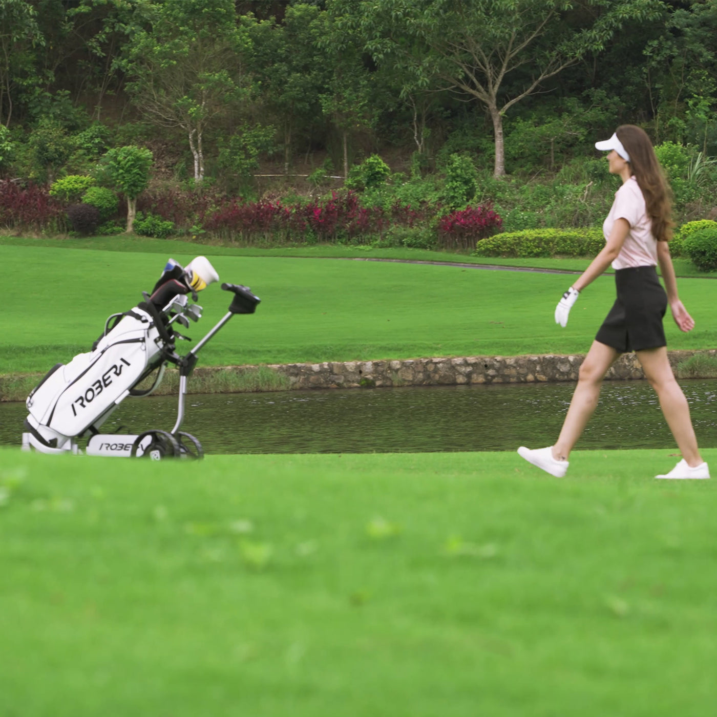 AI-Powered Golf Caddy, Electric Golf Cart - Robera®